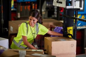 Role of FedEx Package Handler: Job Description, Duties, Salary & More ...